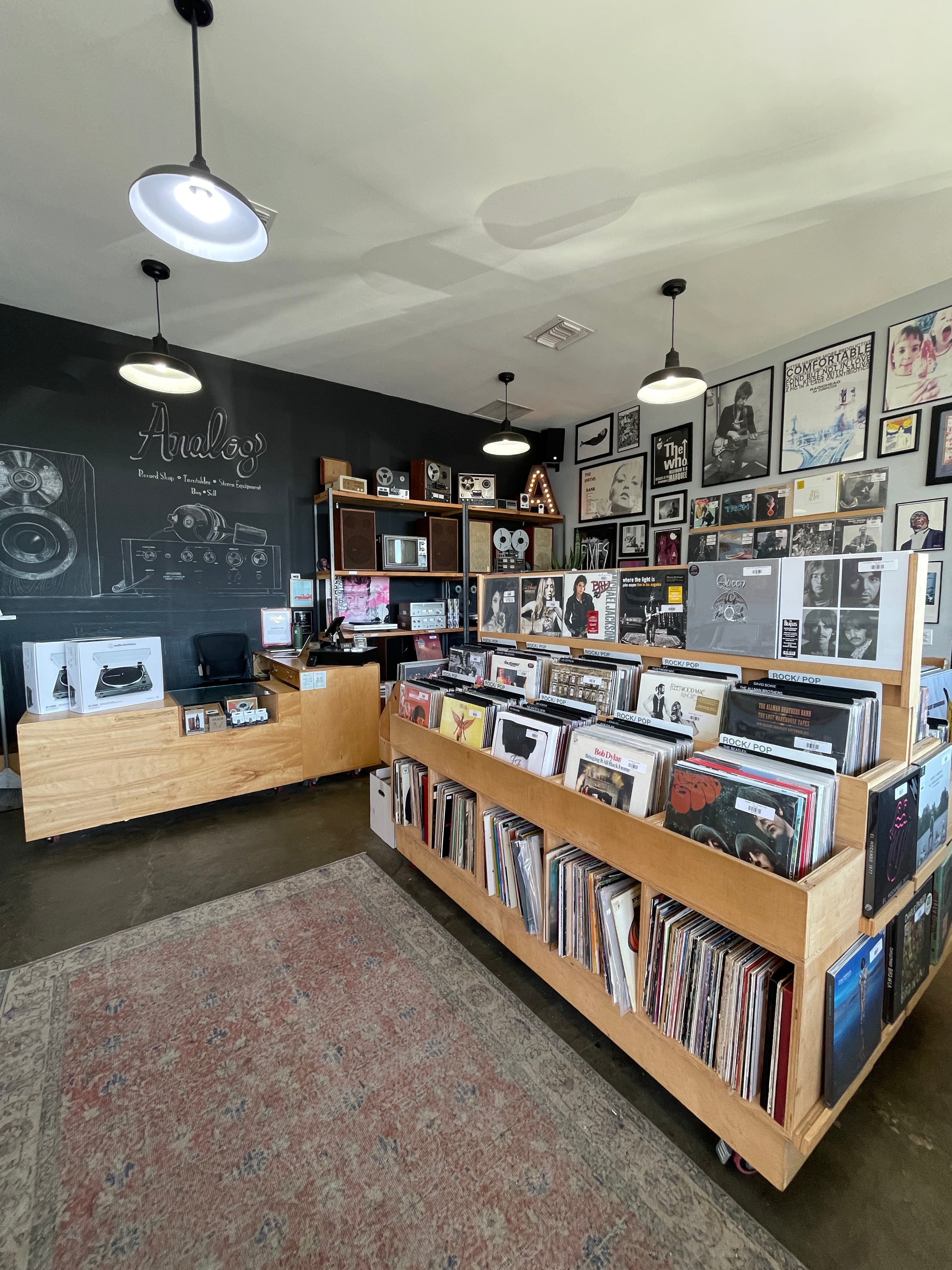 SALE – Analog Record Shop